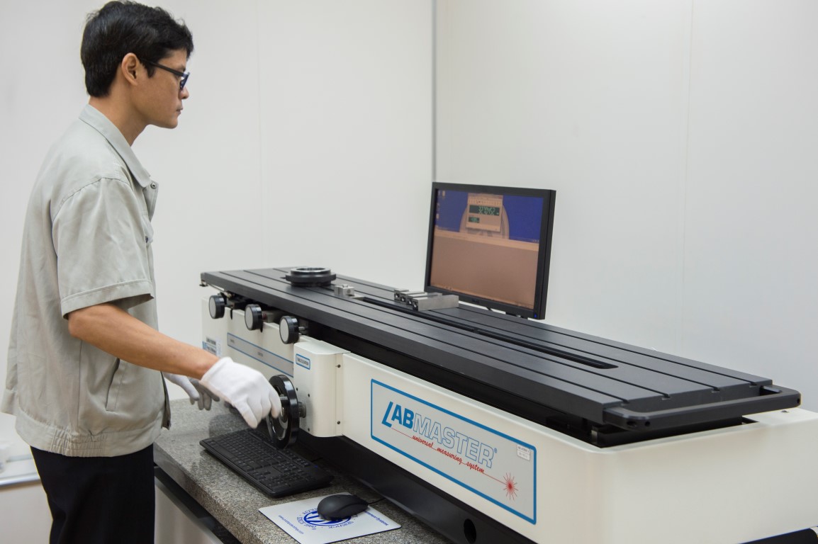 Máy đo độ dài vạn năng Pratt & Whitney LabMaster 1000M (LabMaster 1000M ...